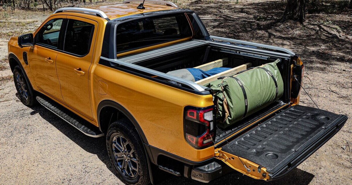 All-new Ford Ranger is loaded with smart, practical features - Ford ...